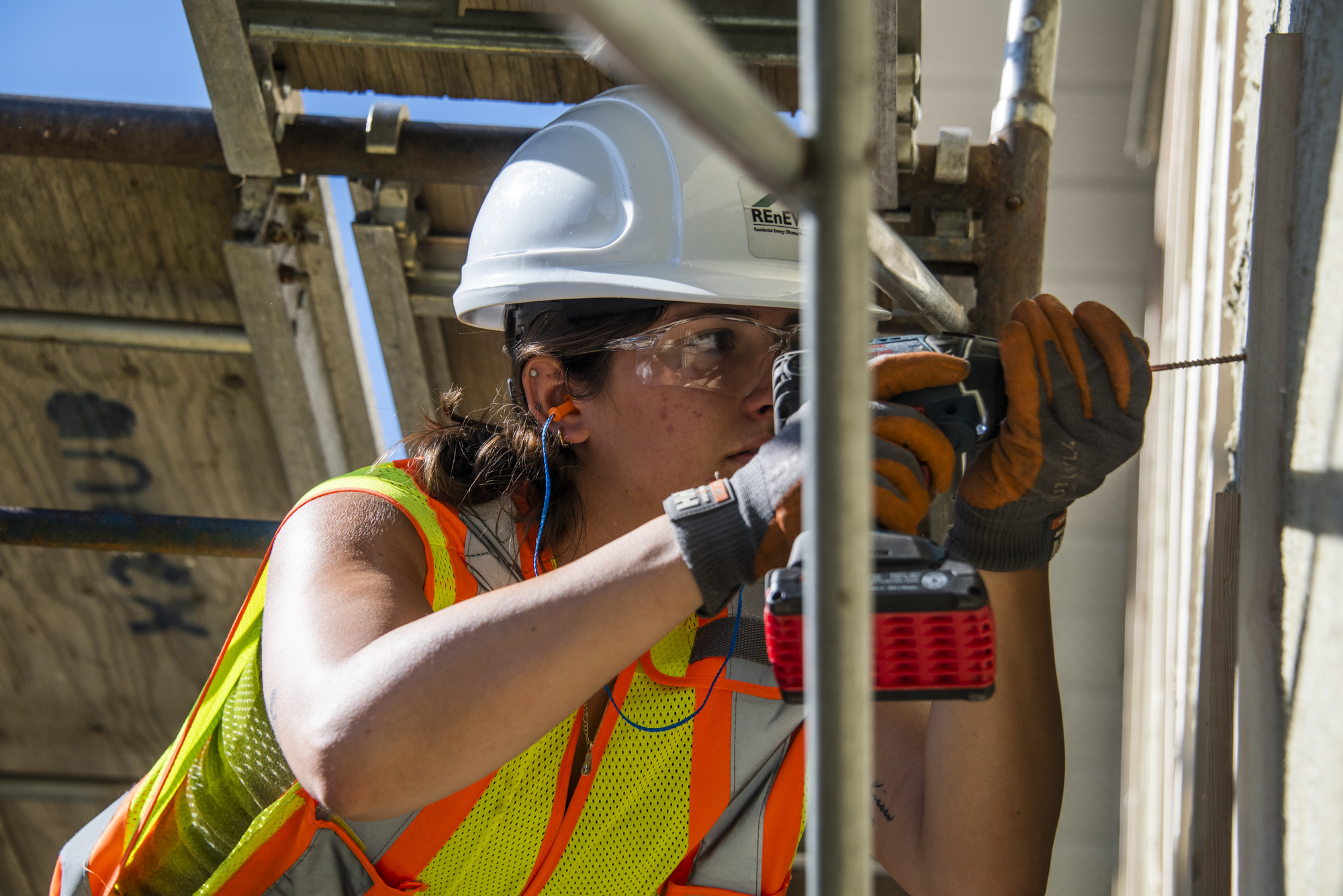 Youth Climate Corps retrofit project helps local residents – Wildsight