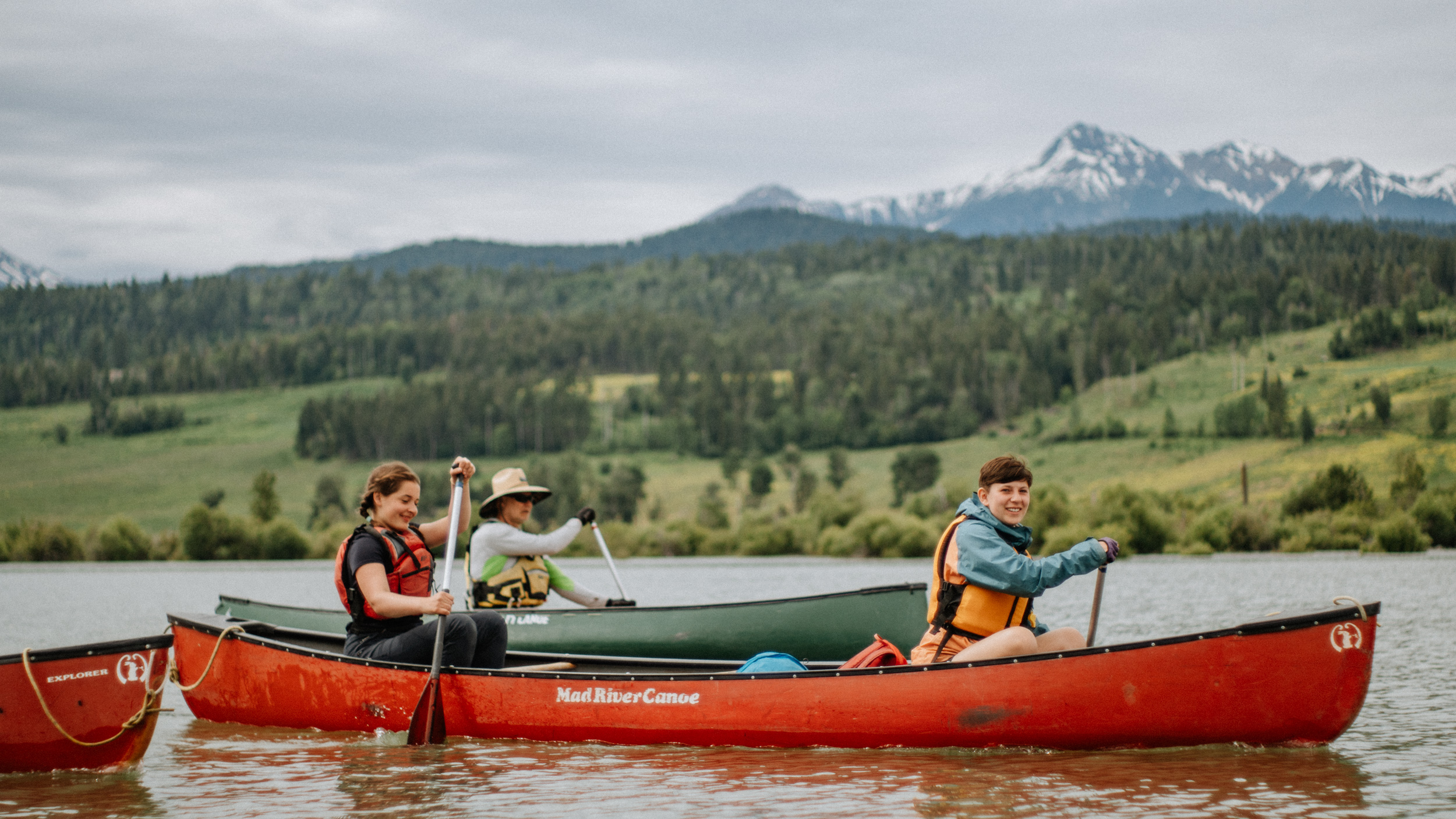 Learn, earn, and paddle the stern this summer – Wildsight
